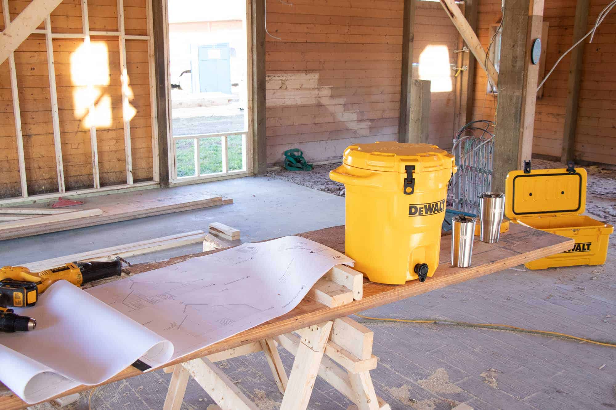 Home [dewaltcoolers.com]